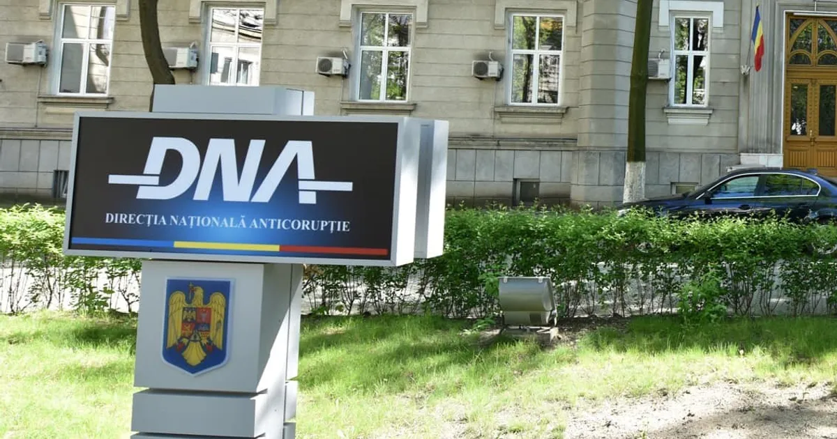 Percheziții DNA la Primăria Capitalei. Procurorii fac verificări la ...