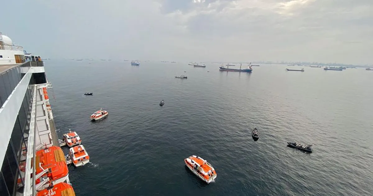 VIDEO Un feribot cu 288 de persoane la bord a luat foc în Mediterana ...