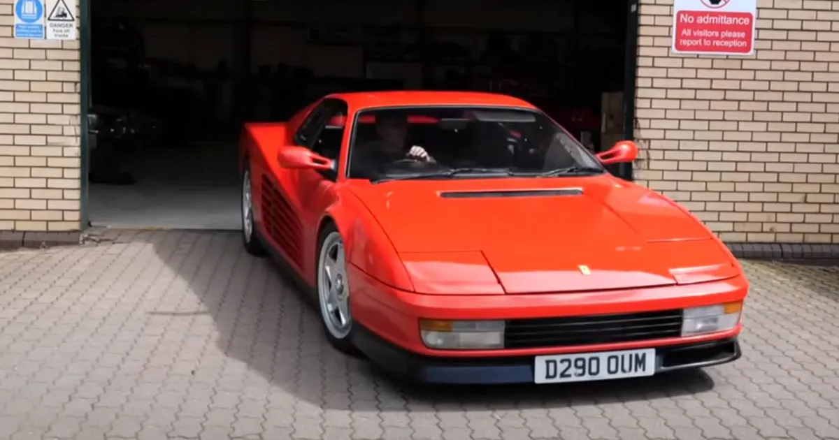 VIDEO Sacrilegiu! Un YouTuber a înlocuit motorul unui Ferrari ...