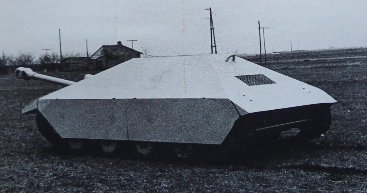 FOTO Mareșal, conceptul românesc de distrugător de tancuri sovietice ce ...