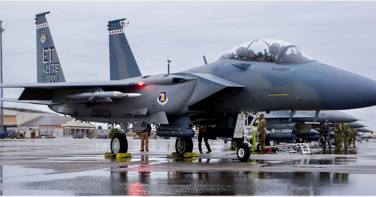 Israelul a comandat avioane F-15 EX pentru a ataca unitățile nucleare ...