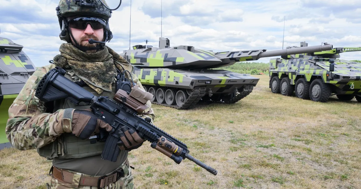 Germania reînvie tancul legendar Panther cu tun de 130mm. Va înlocui ...