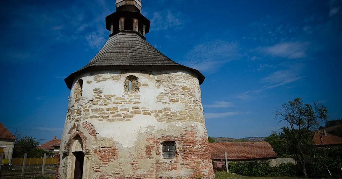 Monumentul din România care ar fi fost ridicat de cavalerii templieri ...