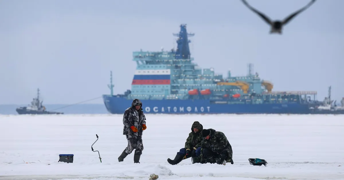 Finlanda își mută spărgătoarele de gheață în nord. În Helsinki sunt ...