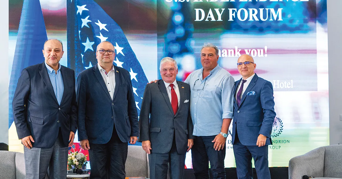 Trenul Independenței - O aventură aniversară, din Gara Regală din ...