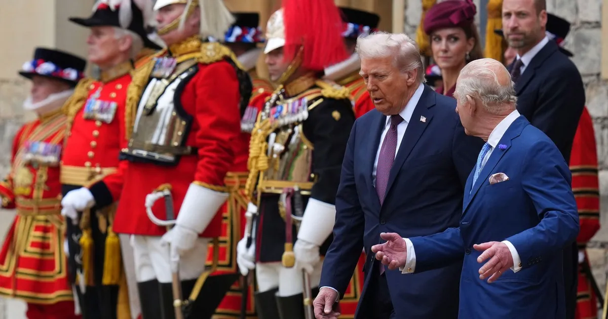 VIDEO/ FOTO Donald Trump şi-a început vizita istorică în Marea Britanie ...