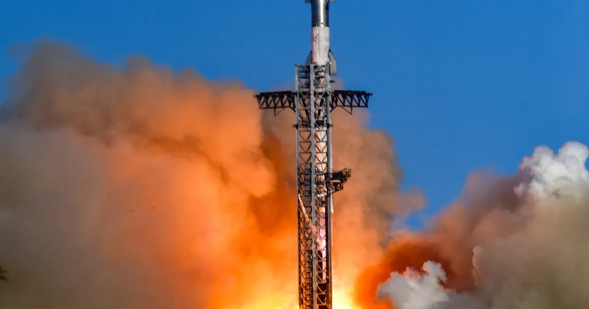 Musk zice că naveta Starship va decola spre Marte la final de 2026. Va ...