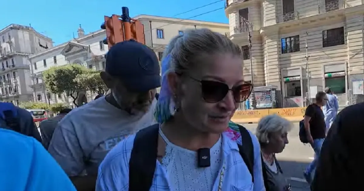 VIDEO: Vloggeri români, jefuiți în Italia. Fără să știe, au înregistrat ...