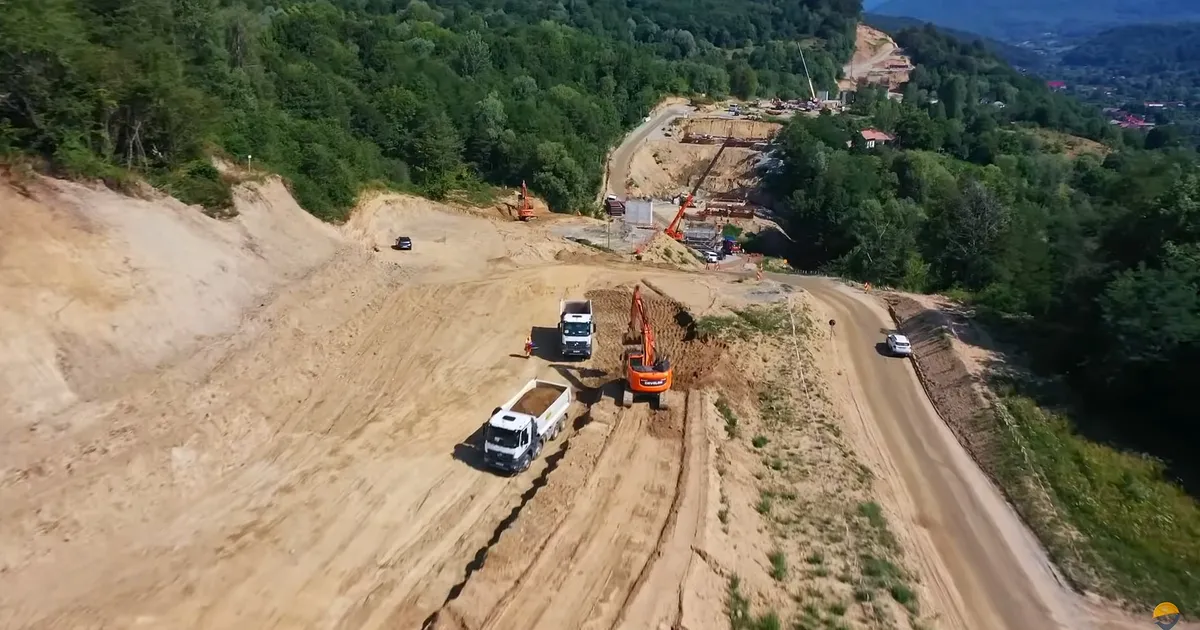 VIDEO Imagini cu autostrada din România de 1,1 miliarde lei ca în Alpi ...