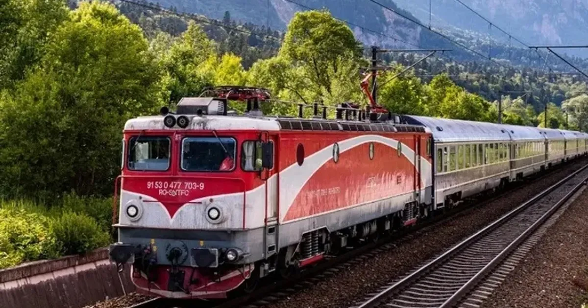 Transporturile feroviare din România, la pământ. Numărul pasagerilor ...