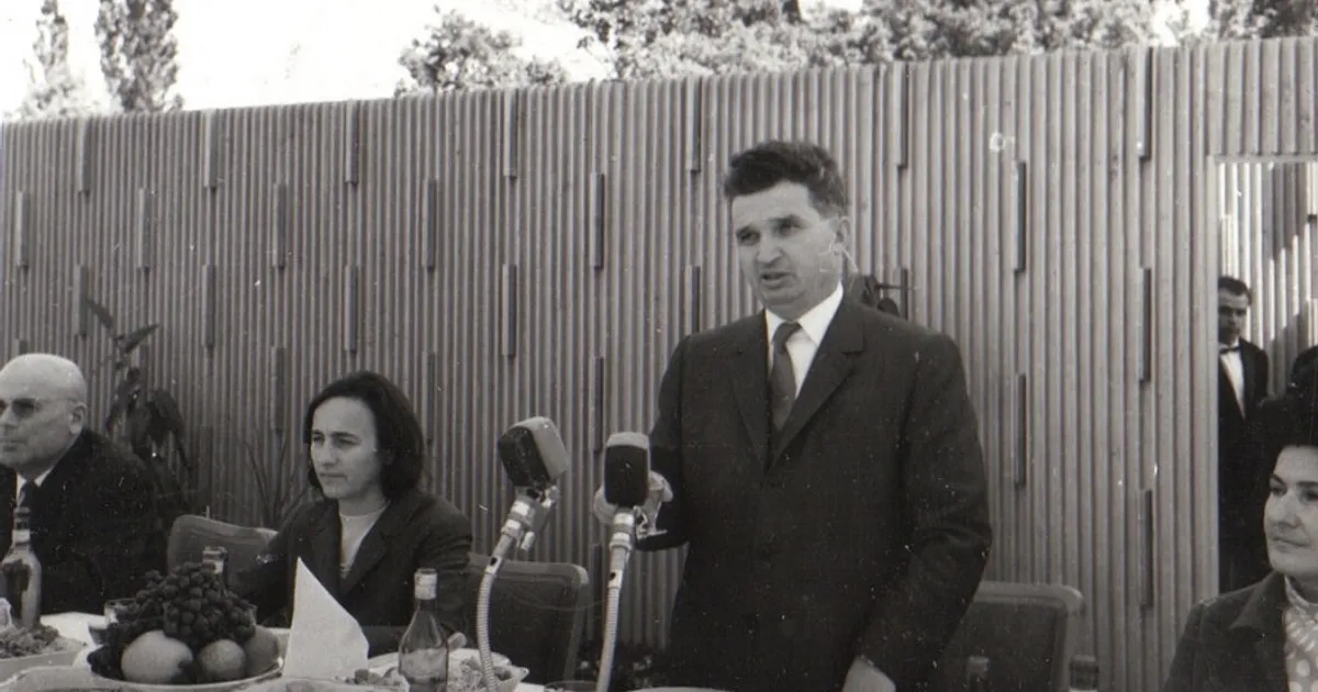 Nicolae Ceaușescu a dat bacalaureatul la 47 de ani. Ce subiecte a avut ...