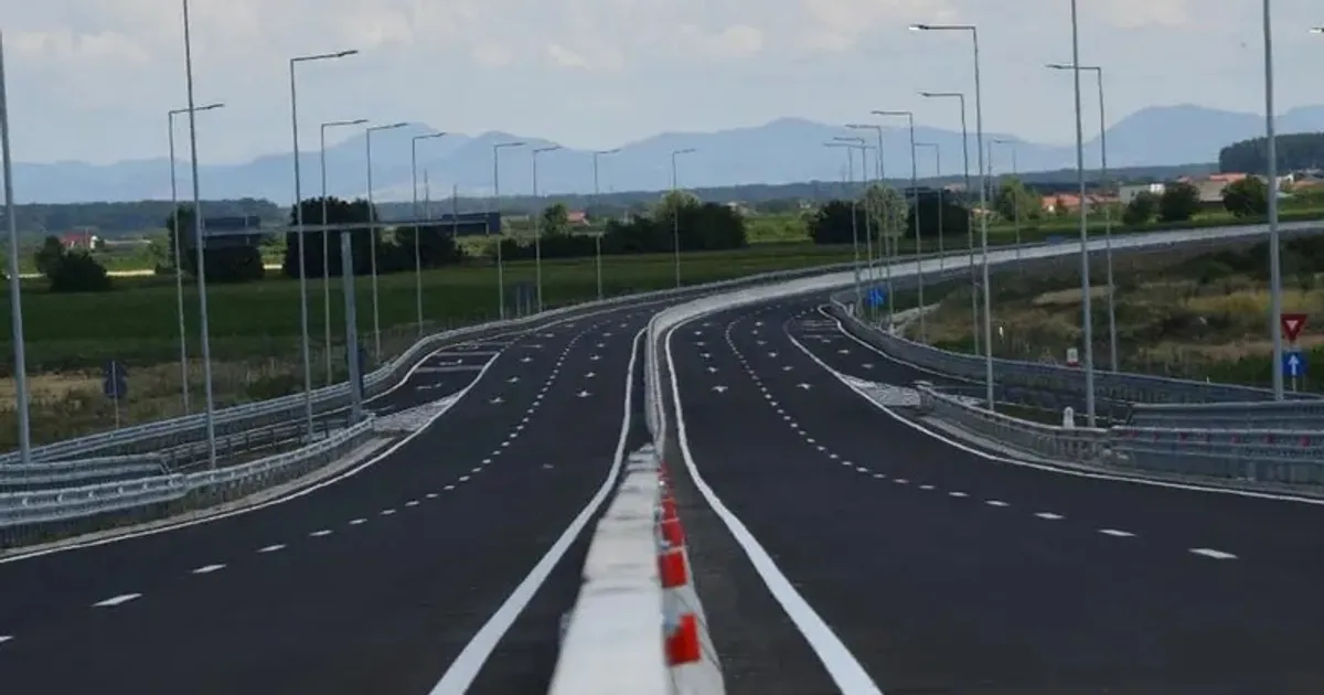 Primul pas, pe o nouă autostradă în România. Când vor „zbura” șoferii ...