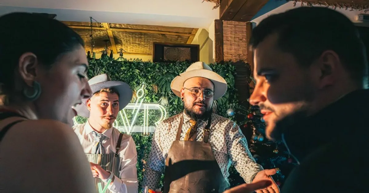 Ești mahmur și trebuie să mergi la serviciu? Cum îți revii mai repede ...