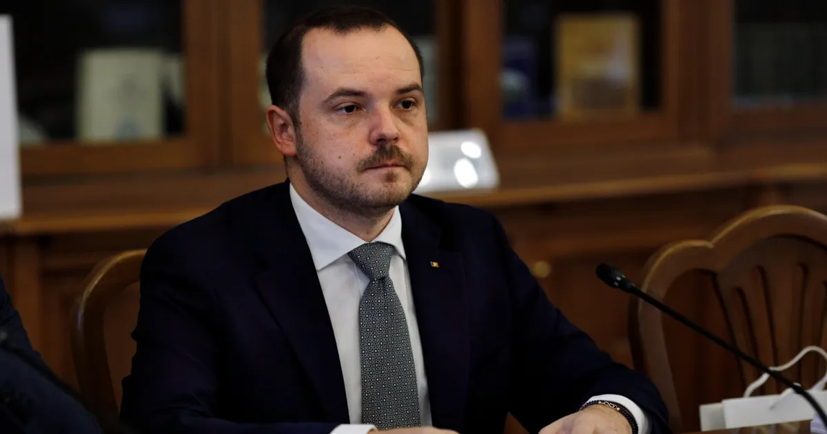 Ministrul Rogobete: Integrarea cardului de sănătate în CI, amânată din ...