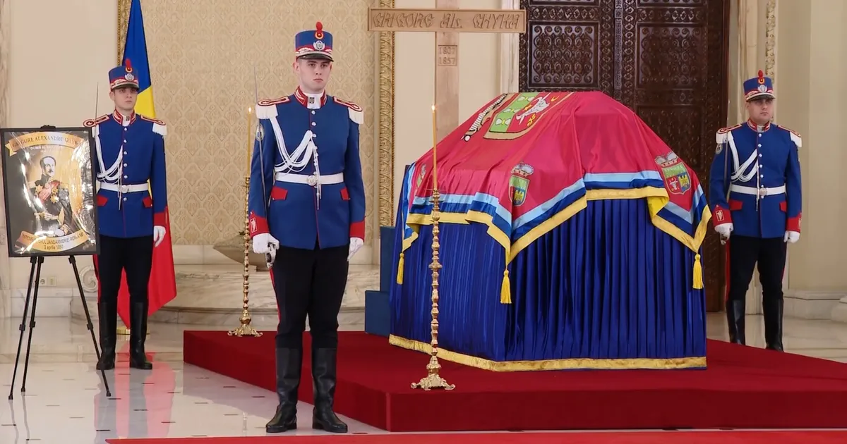 Ultimul domnitor al Moldovei, adus la Cotroceni. Sicriul cu rămășițele ...