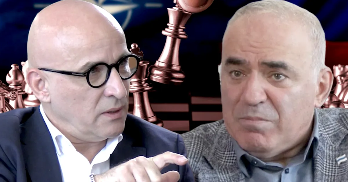 Kasparov, despre regimul de la Kremlin: „Putin a reînviat cele mai rele ...