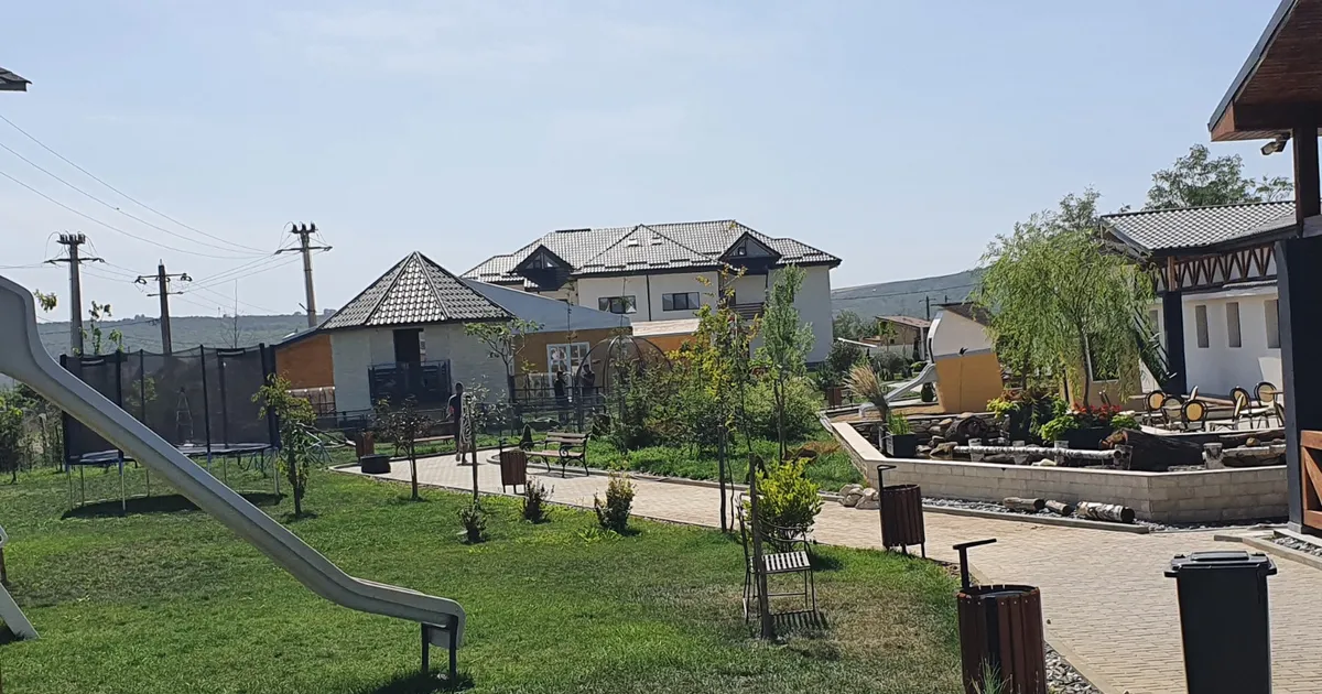 „Arca lui Alexe” de la Sculeni a fost făcută fără autorizaţie de ...