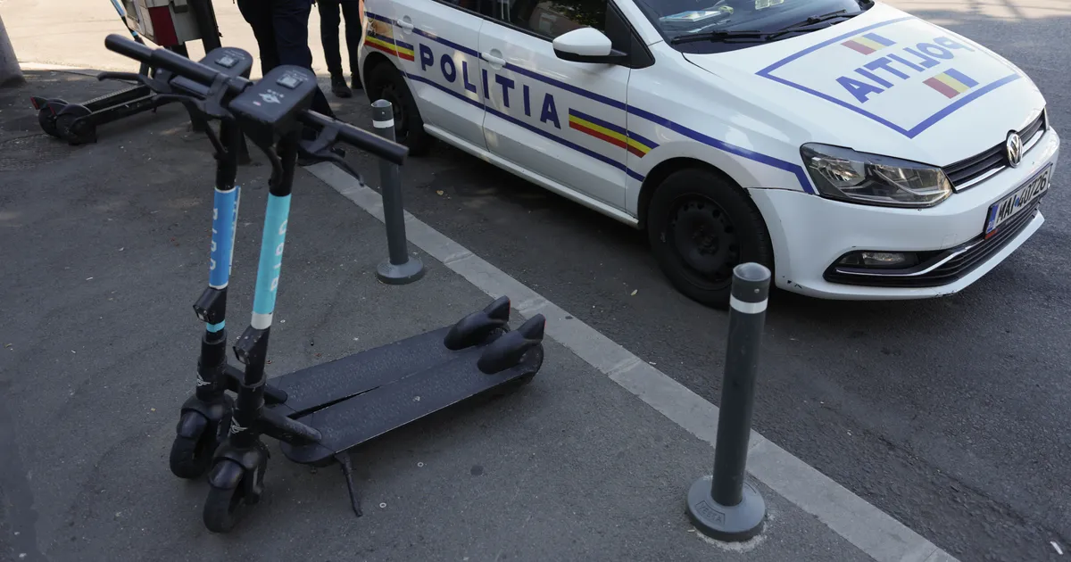 Copil accidentat de o trotinetă electrică în timp ce traversa strada pe ...
