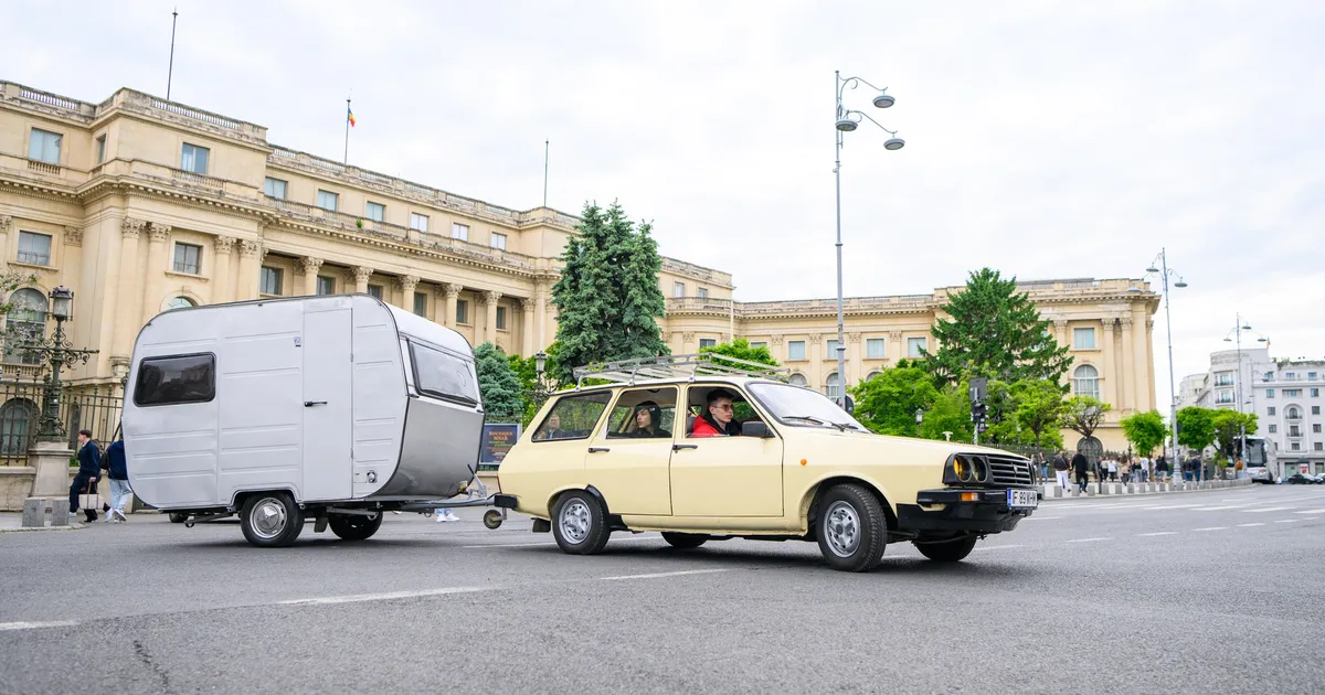 FOTO Rulota românească Felicia, simbolul aventurierilor cu bani pe ...