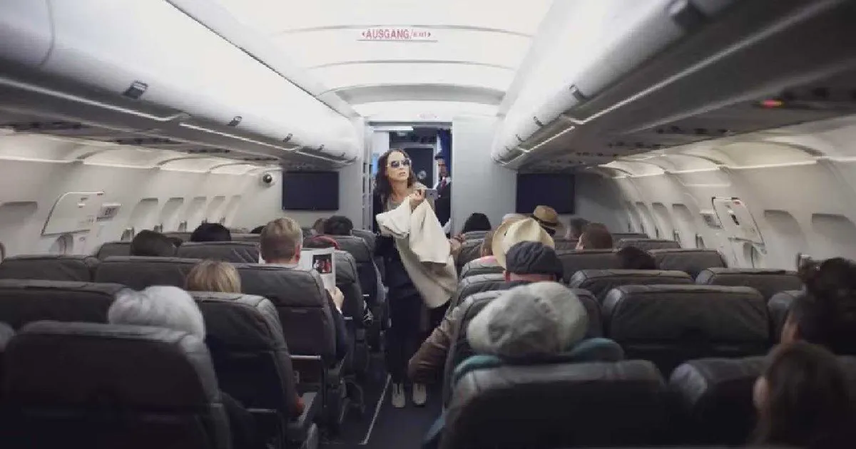 De ce nu există scaune cu locul 13 în avion. S-a aflat abia acum ...