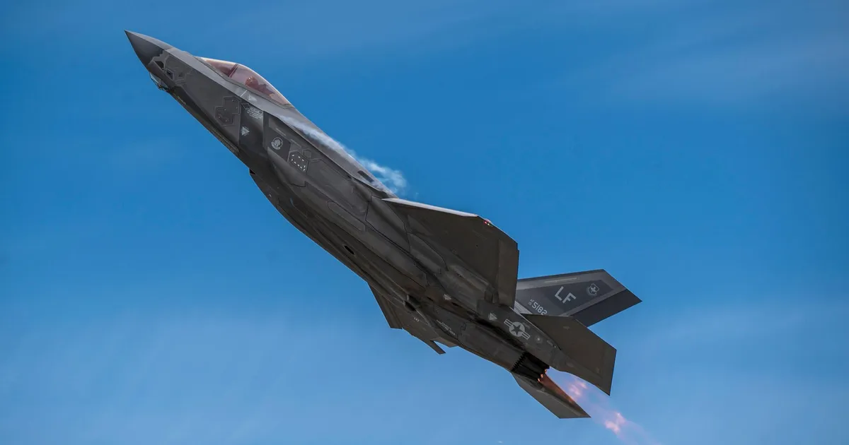 VIDEO Lockheed Martin începe livrarea F-35, cea mai letală aeronavă din ...