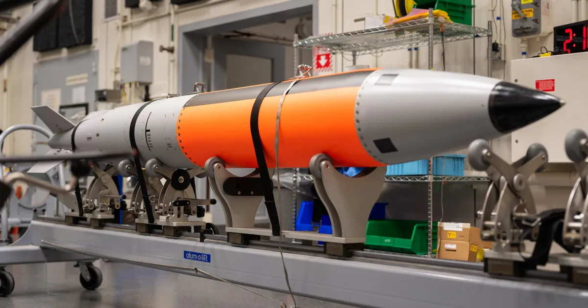 Bombele nucleare ale SUA au ajuns în Marea Britanie. Costă 28.000.000 ...