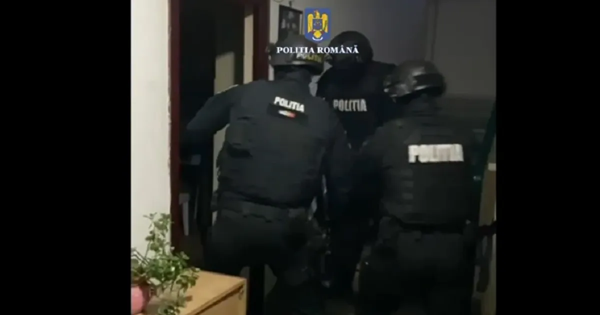Trei trapperi din capitală, arestați preventiv pentru 30 de zile. De ce ...