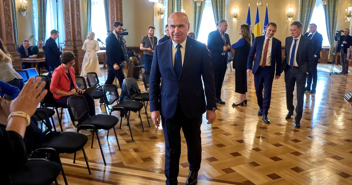 Ce a făcut Ilie Bolojan înainte de a preda mandatul lui Nicușor Dan, la ...